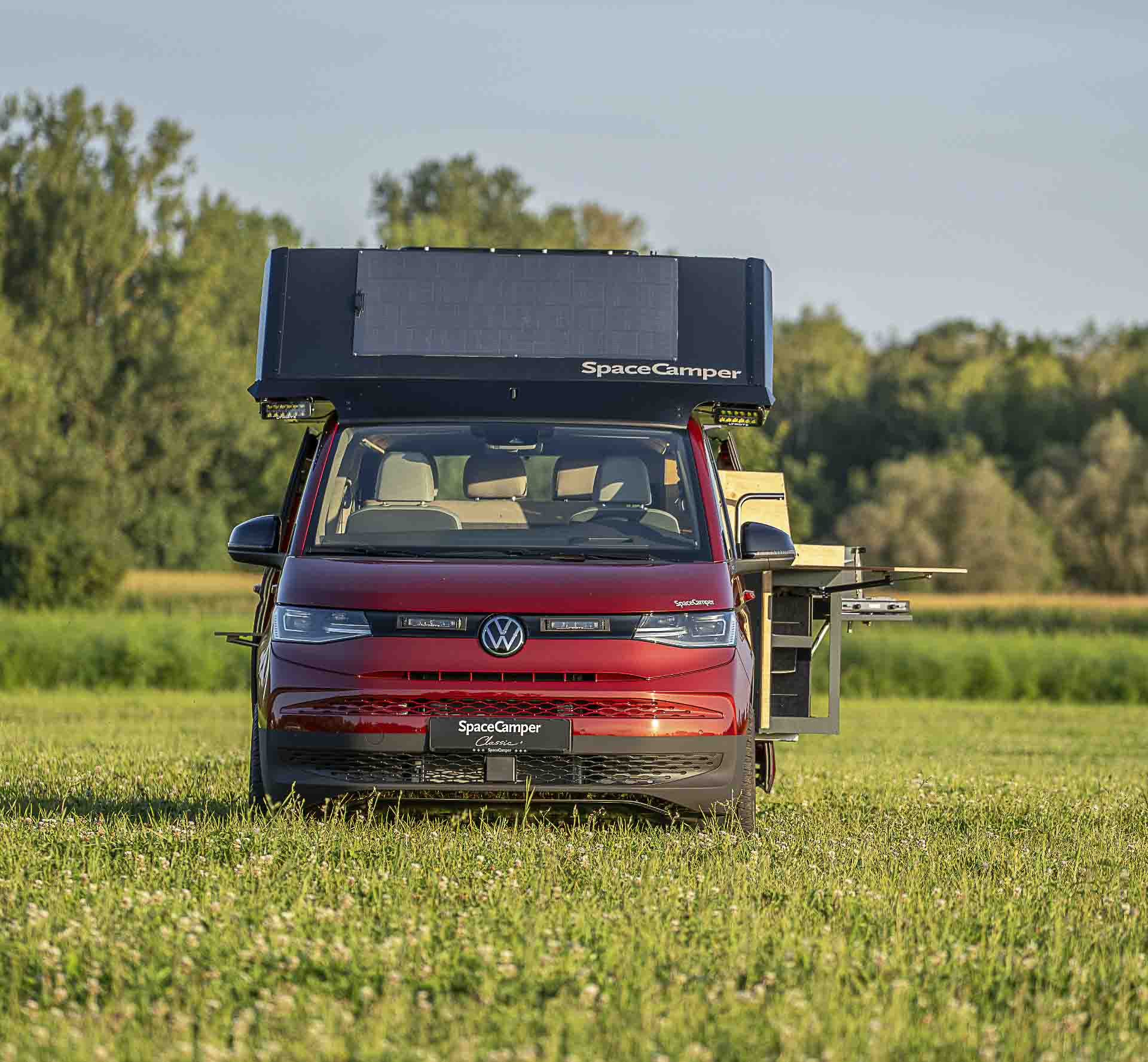 Le multivan de VW prend de la hauteur avec le prototype SpaceCamper ...