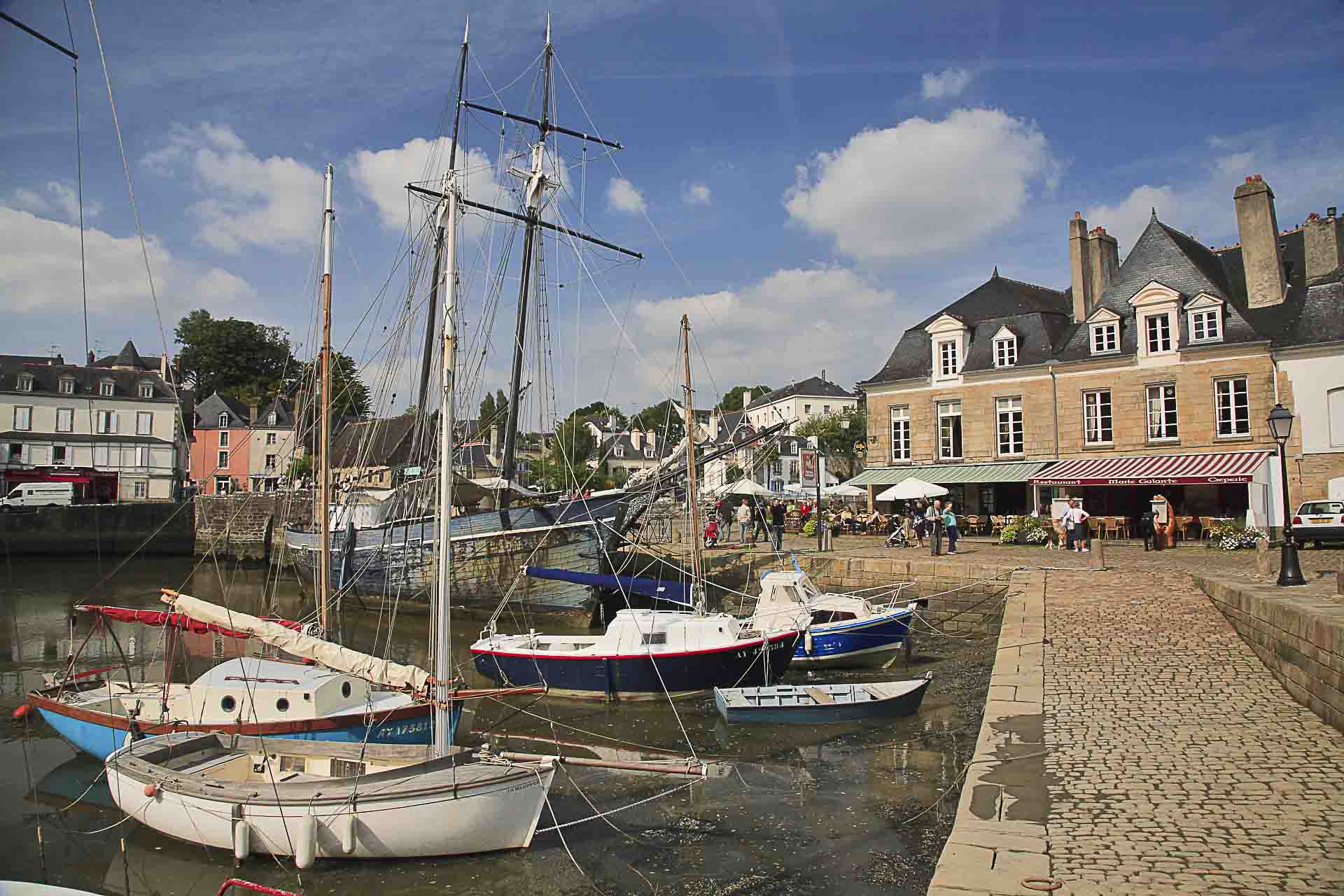 Découvrez le port de Saint-Goustan à Auray depuis votre camping dans le ...